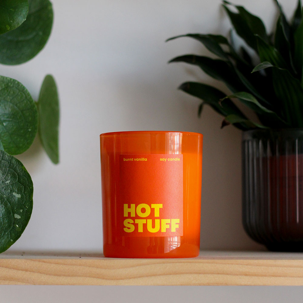 Hot Stuff Colour Candle - Burnt Vanilla | Utility Gift UK